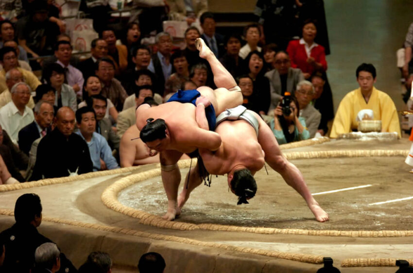 The 82 Winning Moves of Sumo, the Kimarite List - Japan Powered